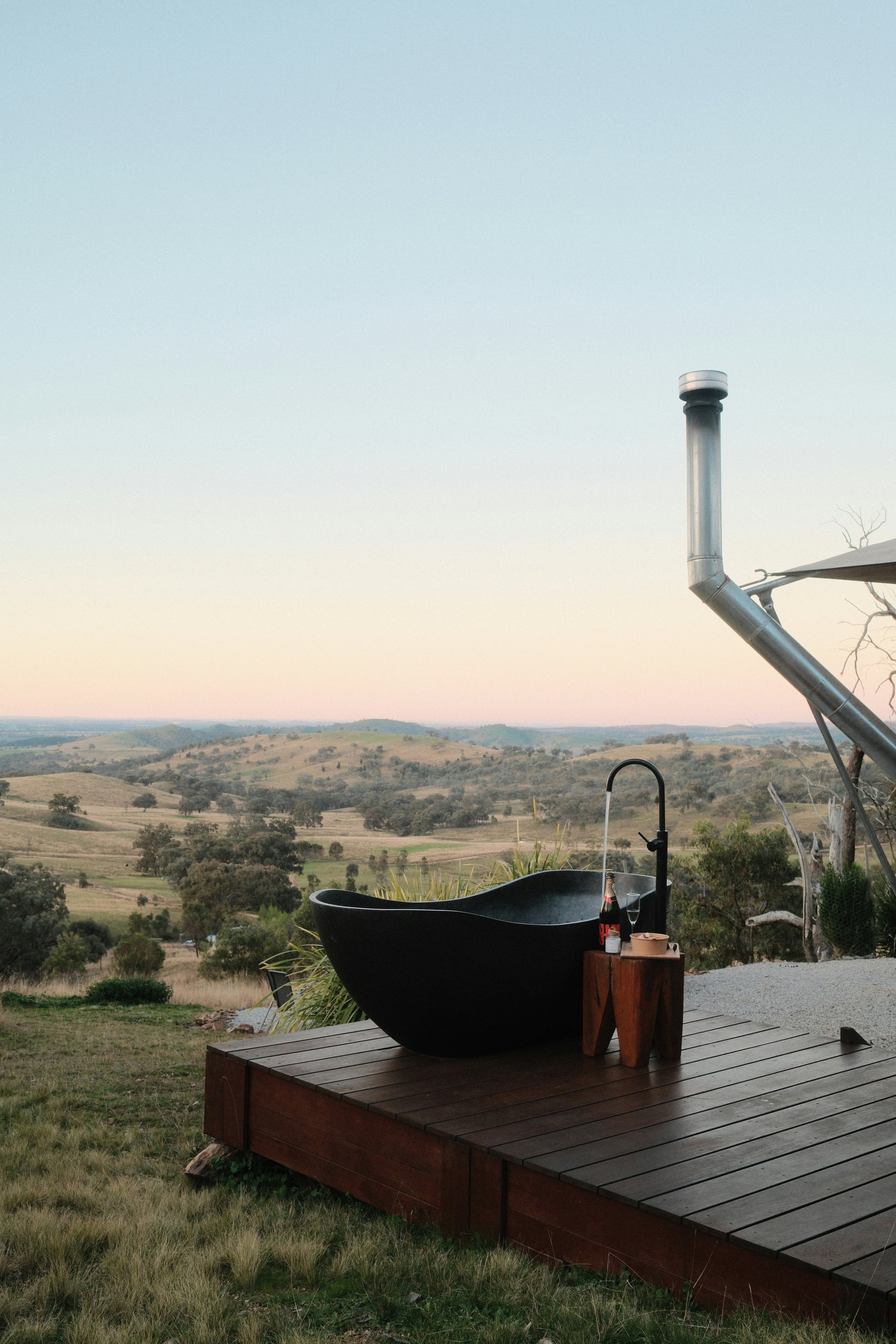 Bolt Farm Treehouse - Dome, Tiny Home, and Treehouse in W...